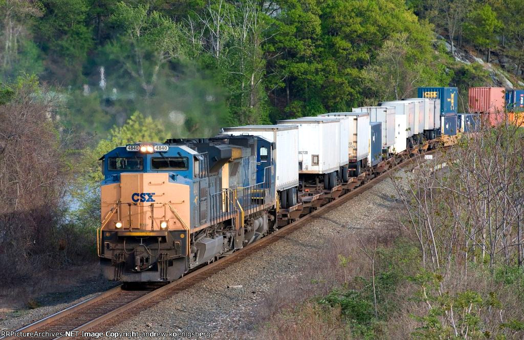 CSX EMD SD-70ACe 4840